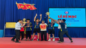 HỘ DÂN XÃ NAM CÁT TIÊN TỰ NGUYỆN THÁO DỠ CÔNG TRÌNH XÂY DỰNG TRÁI PHÉP ...